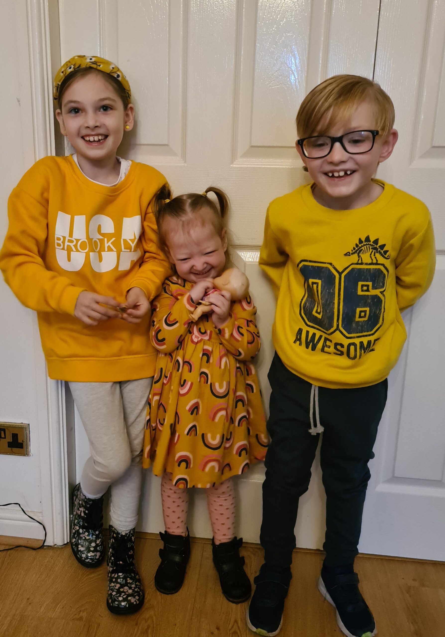 Hello Yellow Day 08/10/2021 - Gorse Hall Primary School